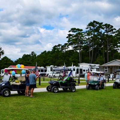 Photos - River's Edge Family Campground